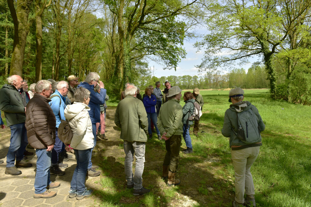 Impressie van de wandeling op 't Medler - IVN